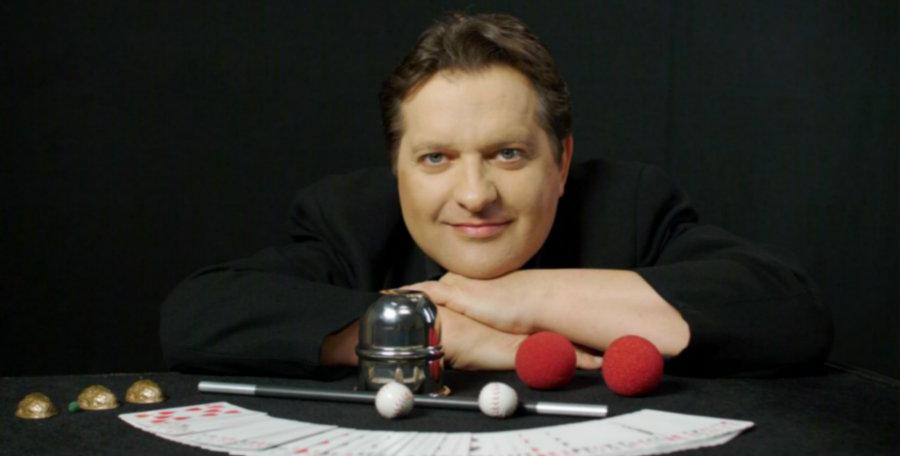 DOMINO MAGIC - Moderator - kuenstlerstadt.de