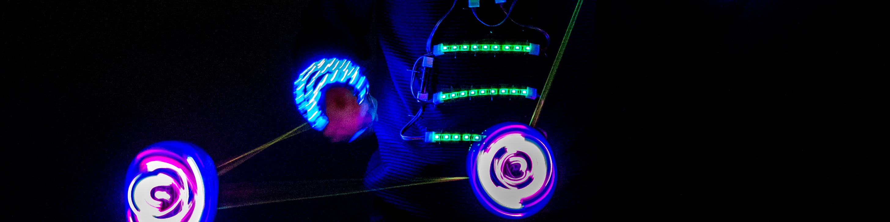Diabolo / Lichtshow / LED Show / Artistik / Jongleur / Walkact ...